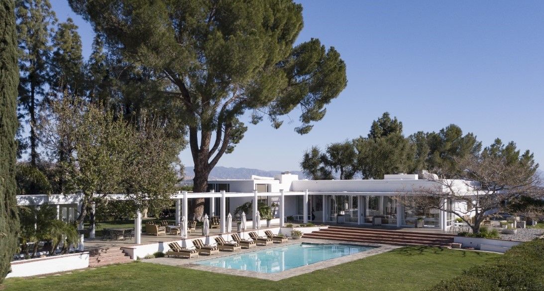 THIS AIN'T RATTY AT ALL