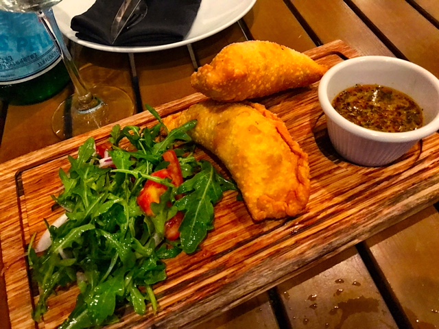 CHE!!! ARGENTINIAN EMPANADAS