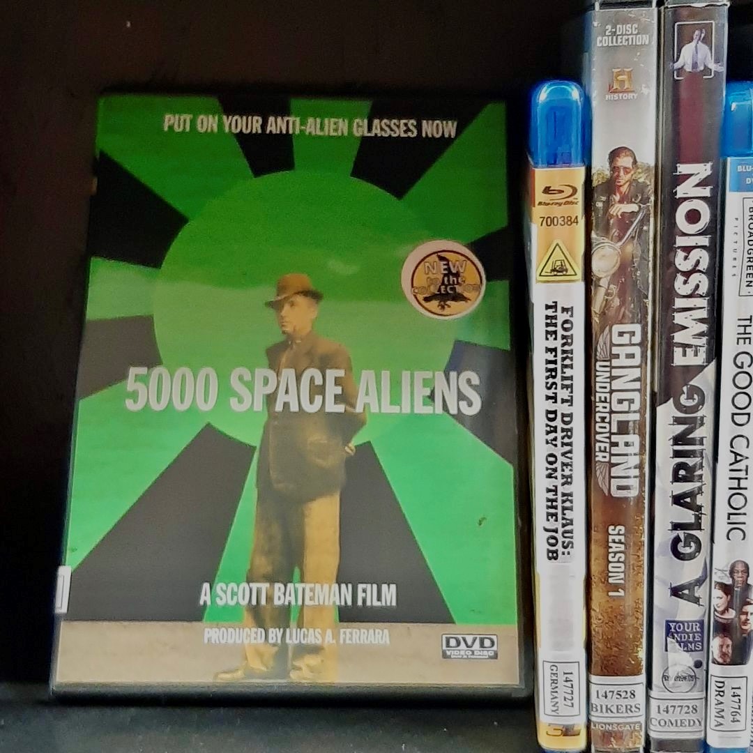 5000 SPACE ALIENS ON SCARECROW VIDEO'S SHELVES?